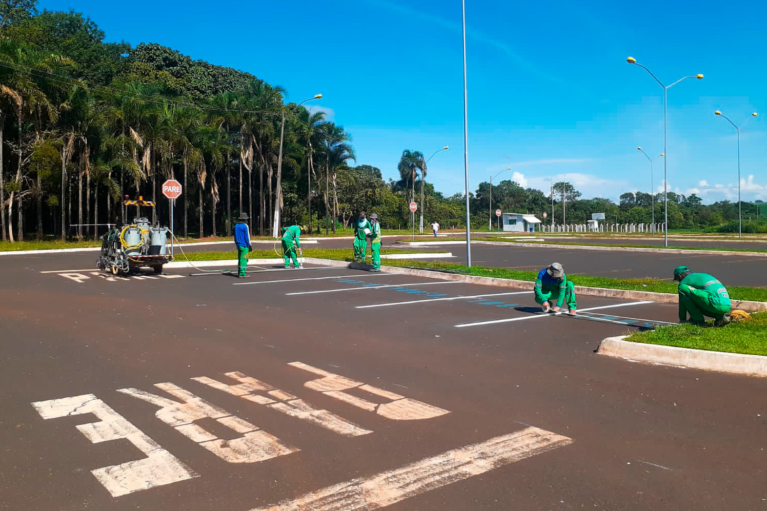 UniRV se prepara para início do semestre letivo: limpeza, manutenção e ...